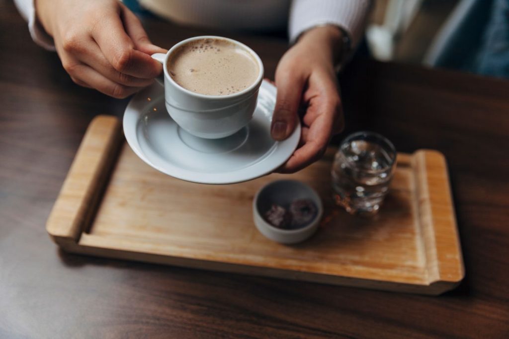 Traditional Middle Eastern Coffee Preparation Methods and Techniques